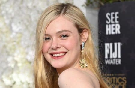 Elle Fanning: Biography, Age, Height, boyfriend, Net Worth