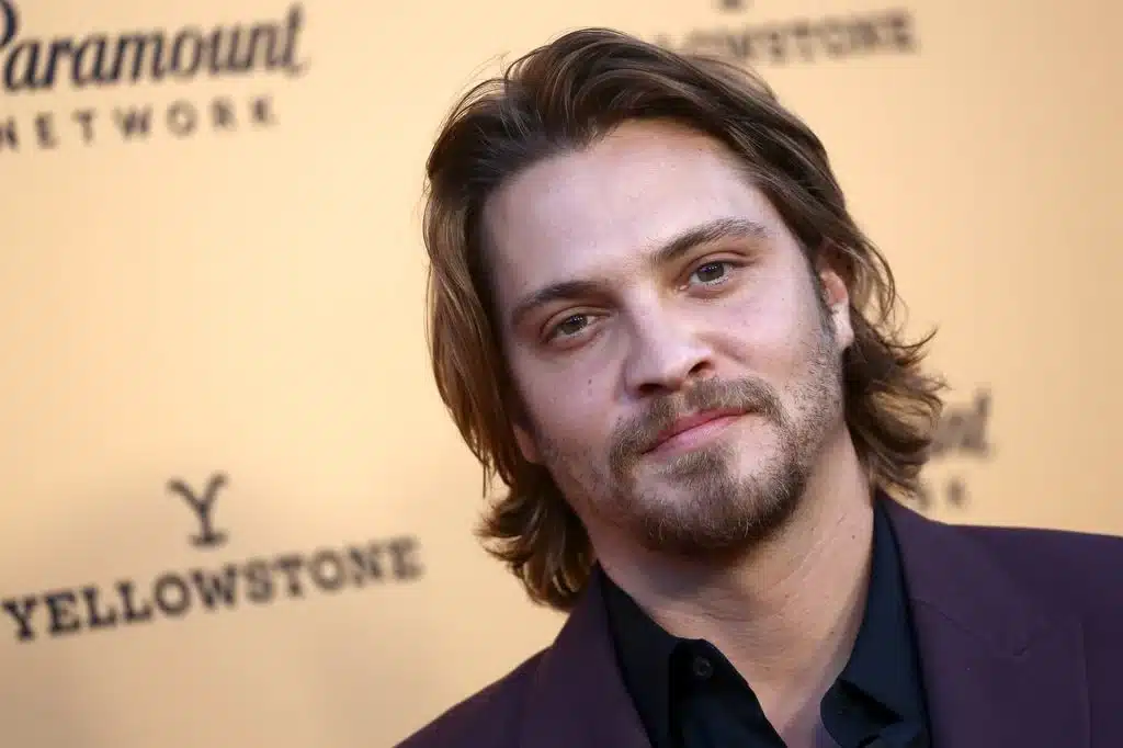 Luke Grimes : Biography, age, height, movies, net worth (2026)