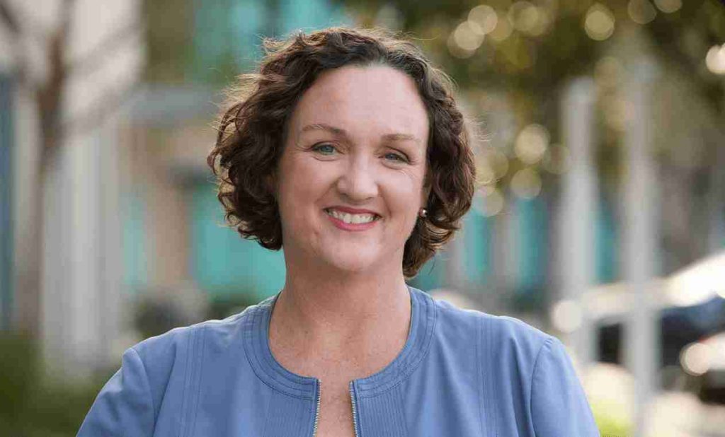 Katie Porter biography: age, husband, height, net worth (2026)